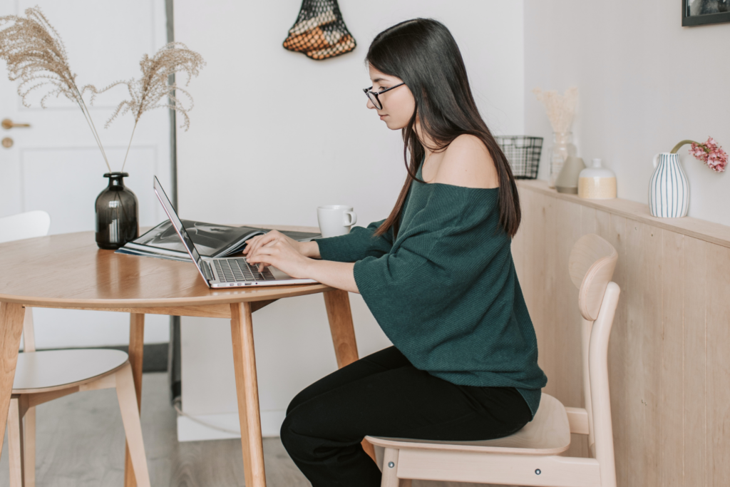 HR Employee Onboarding & New Hires Software | Harmony Roze